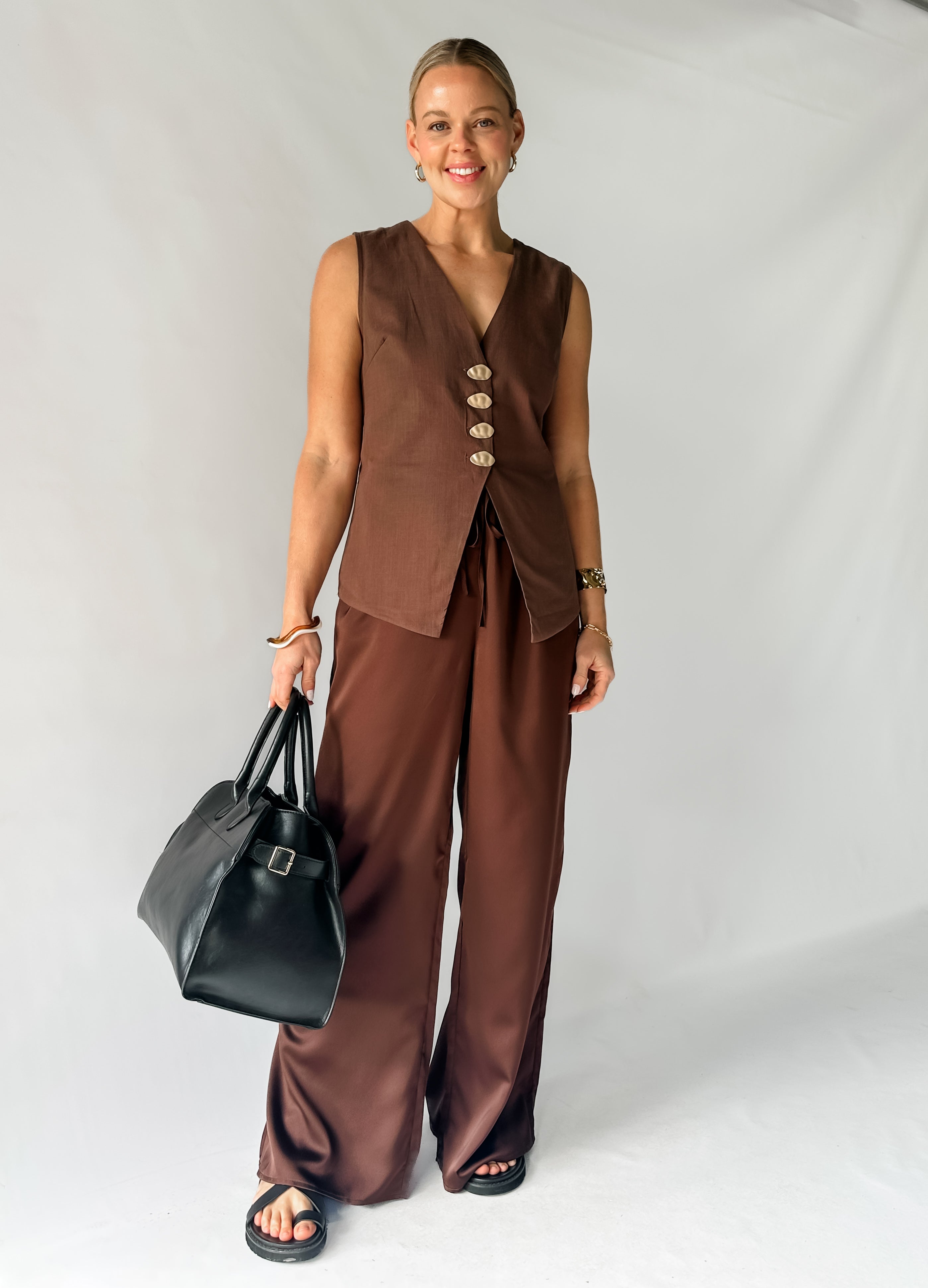 ESPRESSO EDGE TOP – Everyday Runway